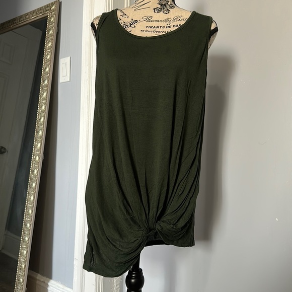 Luxe | Tops | Luxe Usa Green Long Flowysoftstretchy Tank Top L | Poshmark